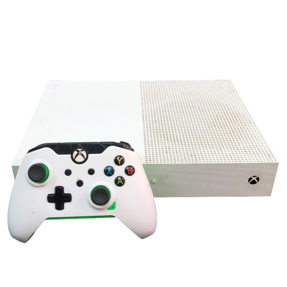 Pre-owned Xbox One S - Own4Less